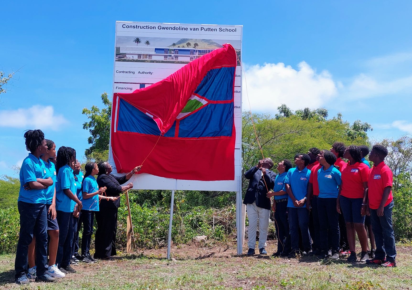 Unveiling of building board new GvP School building – GvP school